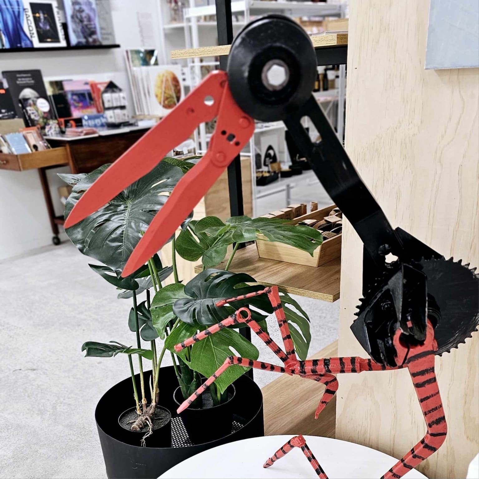 Nathan Hull Sculpture Beaky bird – The Collaboration